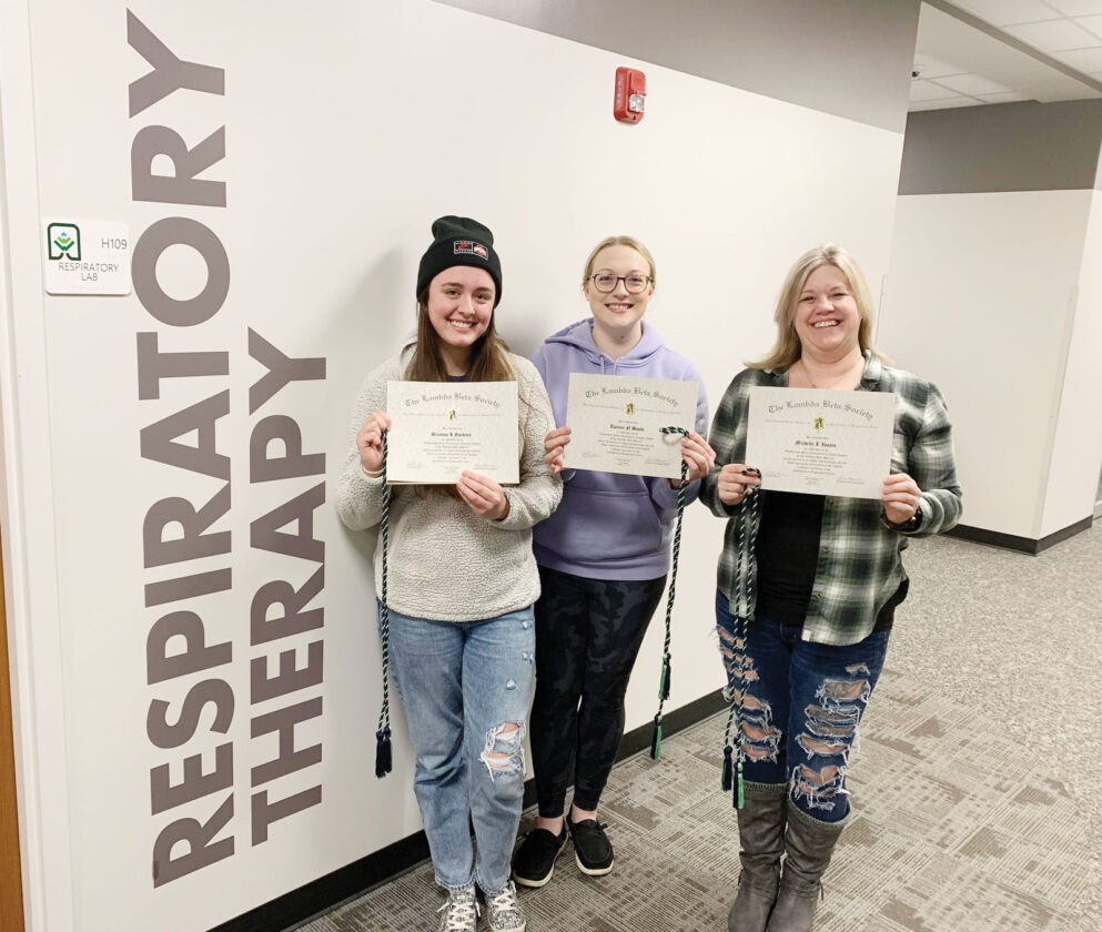 Washington State Community College inducts first students into Lambda ...